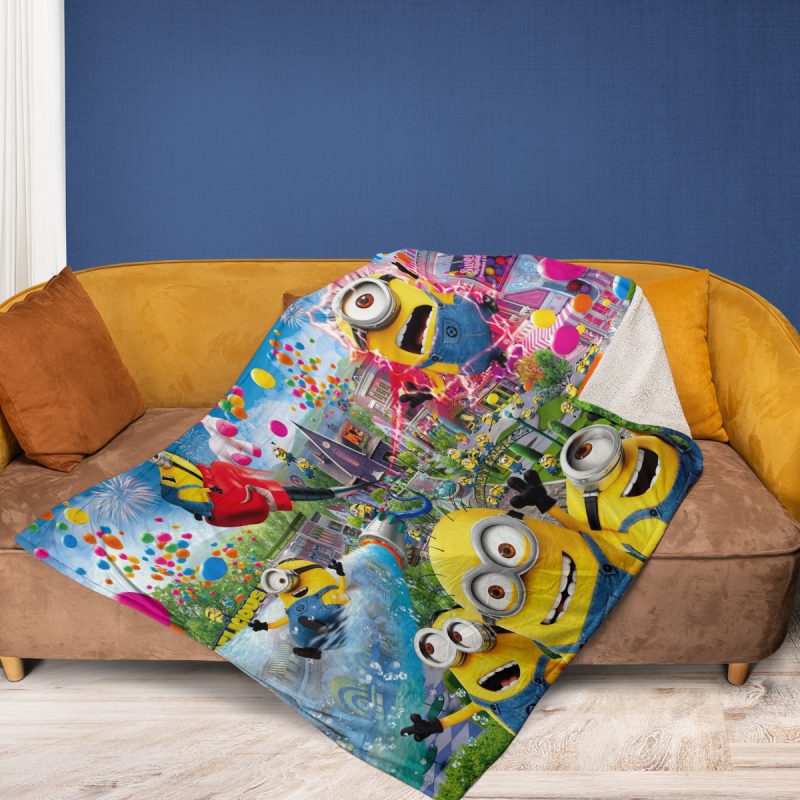 Minions Fan Gift, Funny Minions Park Gift, Minions Despicable Me Comfy ...